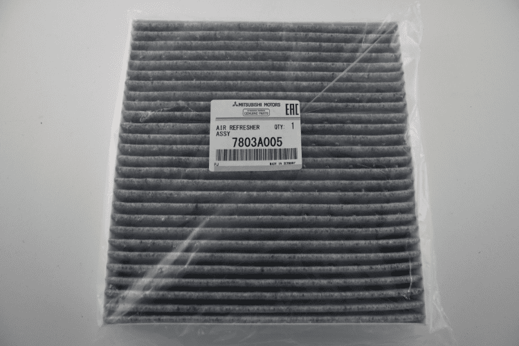 Підробні автозапчастини: фільтр салону Mitsubishi 7803A005 - Autogid.pro