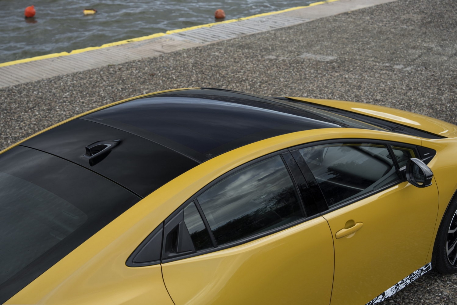 Електромобіль Prius PHEV отримає сонячні панелі - Autogid.pro